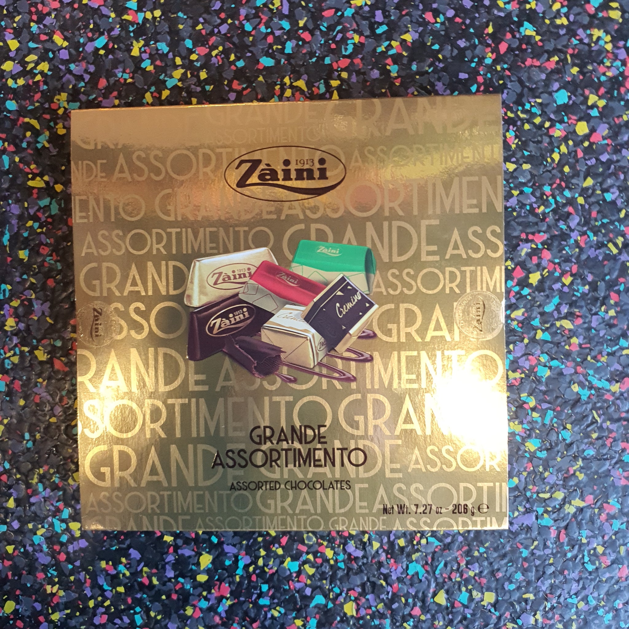 Chocolates Grand assortment gift box 206g – Tom's Confectionery Warehouse